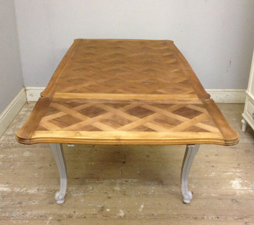 ID3233 large French dining table - Provencal Style