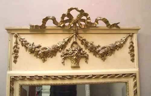 IMWSH22 Pretty French Antique Mirror with Bow